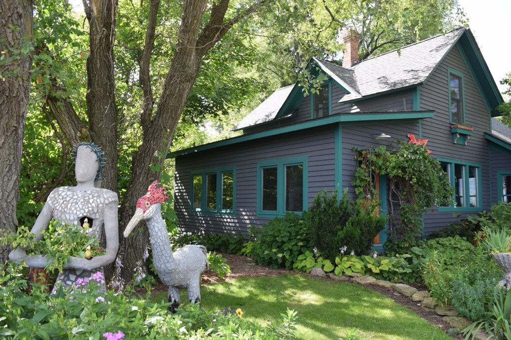 A Whimsical Dreamscape of a Garden – gardeninacity